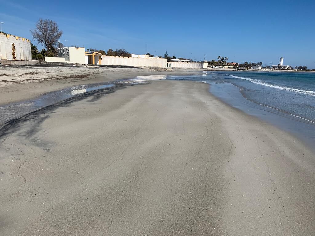 Quella strana bassa marea lungo la costa di Lecce - Leccenews24