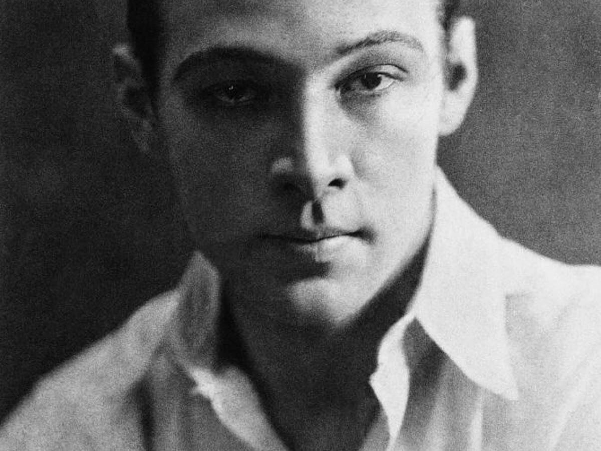 La morte di Rodolfo Valentino, il primo latin lover della storia del ...