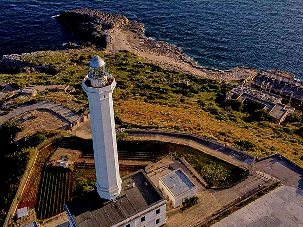 A Santa Maria di Leuca uno dei fari più belli - Leccenews24