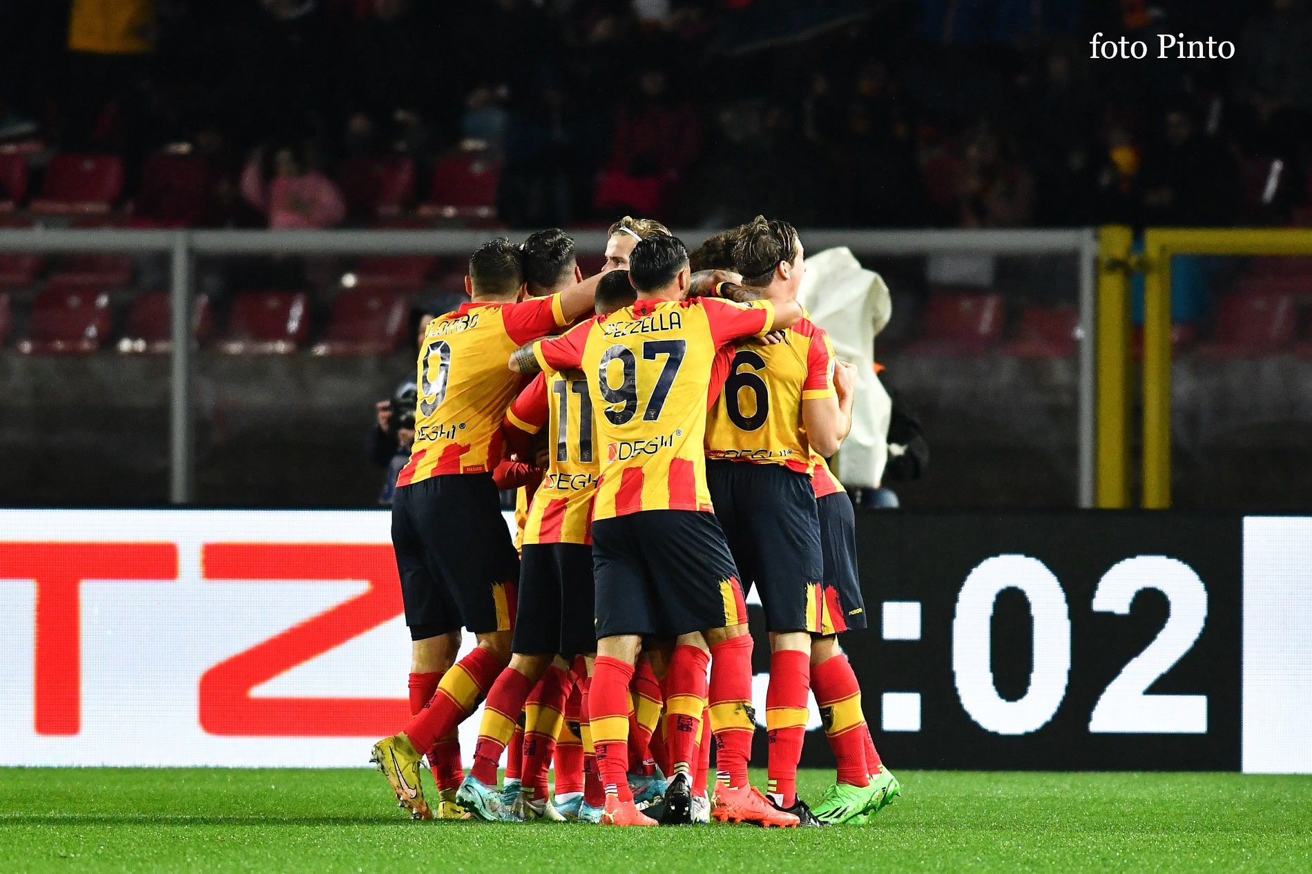 Il Lecce del futuro: cambiamenti e speranze del club - Leccenews24