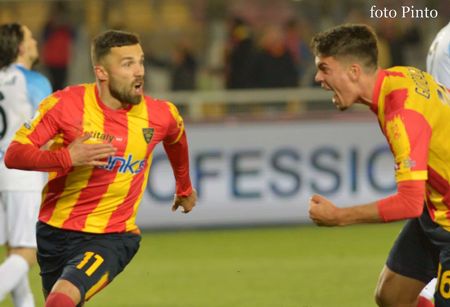 Lecce-Lazio 2-1. Almqvist e Di Francesco servono la rimonta. Vinta la ...