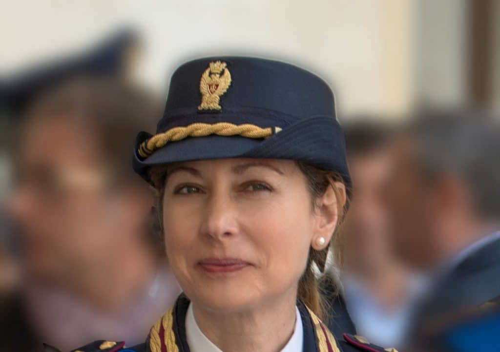 Sandra Meo lascia la Questura di Lecce. Promossa Dirigente Superiore ...