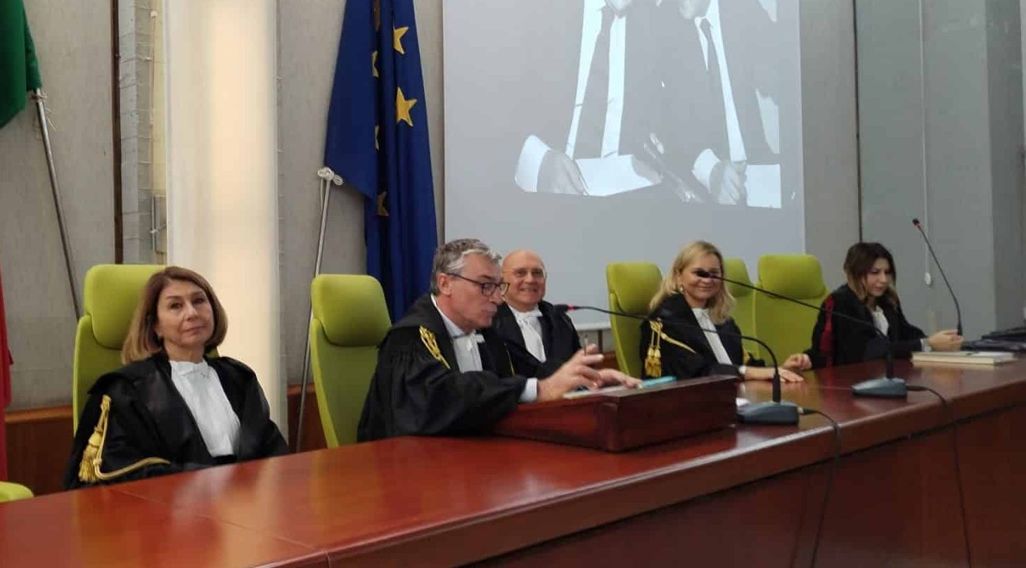 Corte di appello di Lecce. Si è insediato il nuovo presidente Roberto ...