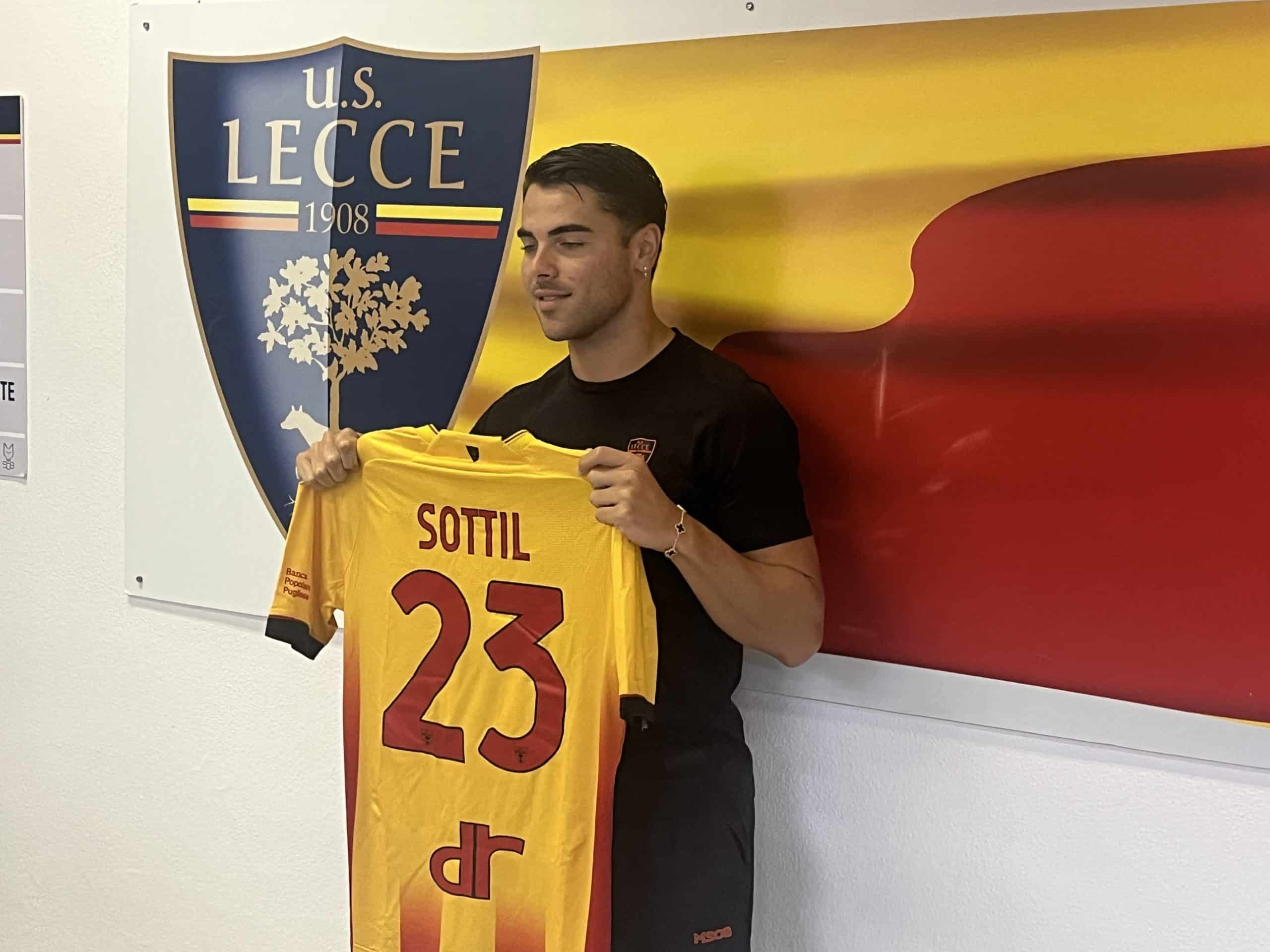 Lecce, presentati l’esterno d’attacco Sottil e il difensore centrale Siebert - Leccenews24